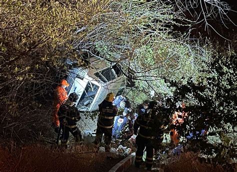 HOMEM MORRE APÓS CAPOTAMENTO DE CARRO NO INTERIOR DO RN EM UMA ÁREA CONHECIDA COMO CURVA DA