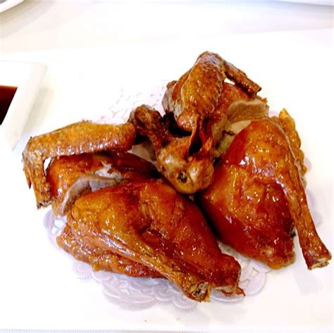 脆皮鸽子的吉祥菜名 鸽子的菜名四个字 鸽子创意菜名 大山谷图库