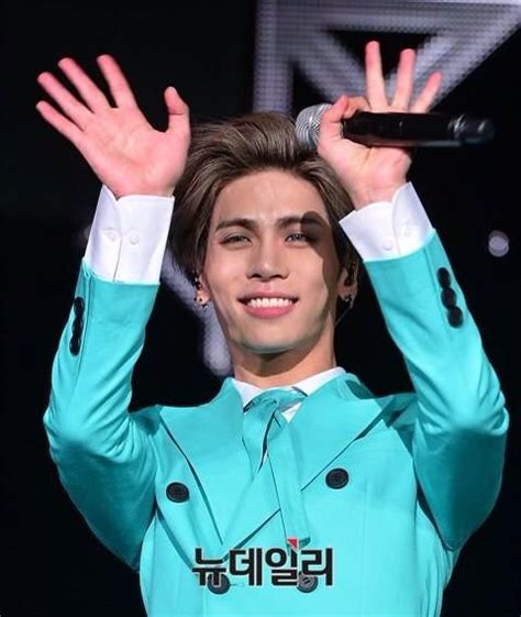 Jonghyun Base Showcase K Pop Amino