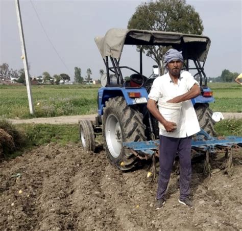 Farmers Resume Agricultural Activities Amid Lockdown Daily Excelsior