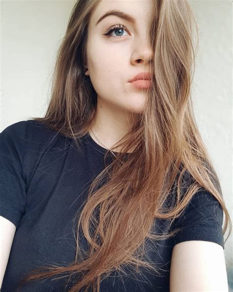 259 Aprecieri 12 Comentarii ADELINA TODIRCA Adelina Todirca