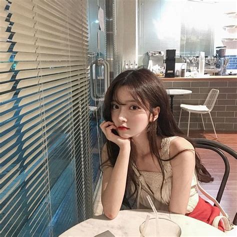페북스타 김나희 인스타얼짱 피팅모델 사진 예쁜 한국 여자 귀여운 한국 소녀 Uzzlang 소녀