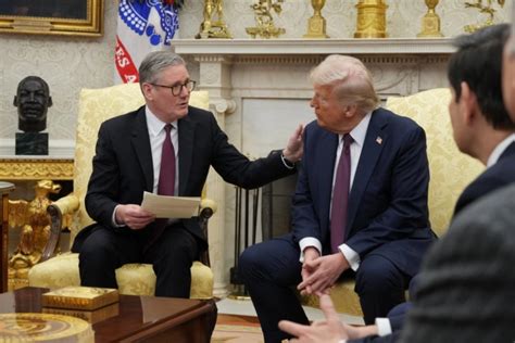 Трамп прво сака примирје во Украина а потоа разговори за мировни сили