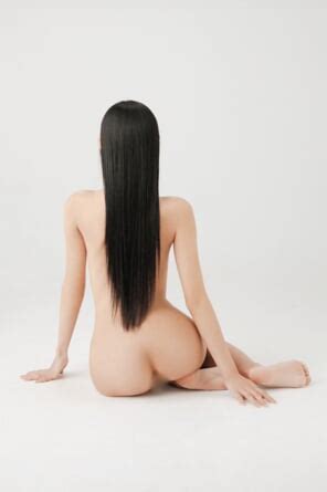 Yatsugake Umi 八掛うみ 絶対的Super Natural Pose 2022 02 25 Photo Gallery