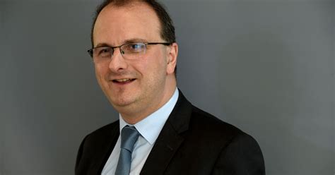 Avec Philippe Pascal Letat Choisit La Continuité Pour Diriger Aéroports De Paris Libération