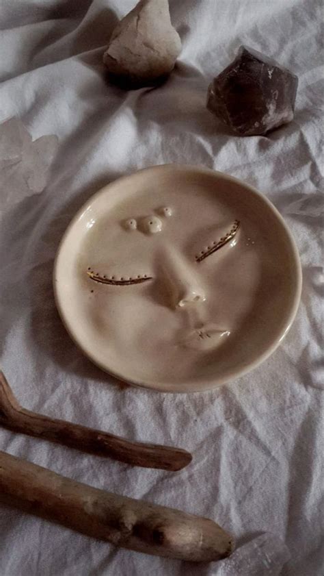 Pin de Simay Ormancı en Serbest seramik Artesanías de cerámica