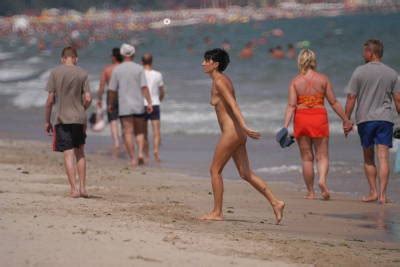 Nudebeachfan Tumblr Tumbex