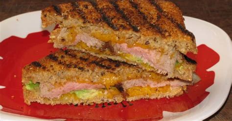10 Best Healthy Avocado Sandwich Recipes