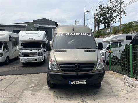 벤츠 스프린터 캠핑카 4인승 820a 인산철 서울∙경기 중고캠핑카 은 역시 캠박에서