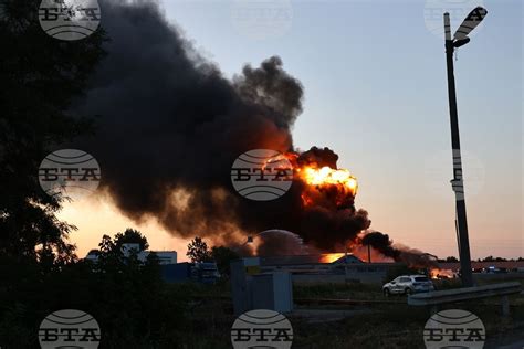 Няма опасност от замърсяване на въздуха в село Царацово след пожара в