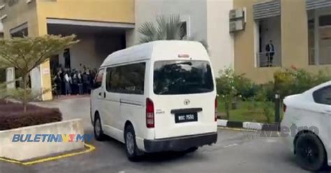 Perkembangan Kes Zayn Rayyan Datuk Nenek Mangsa Tiba Di Mahkamah