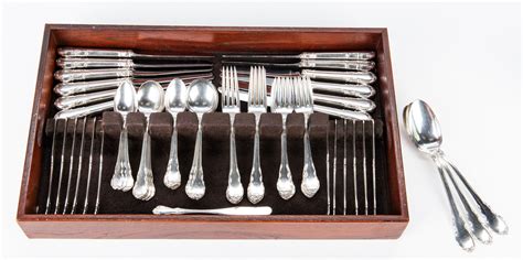 Lot 449 Lunt Sterling Silver Flatware 76 Pcs Case Auctions