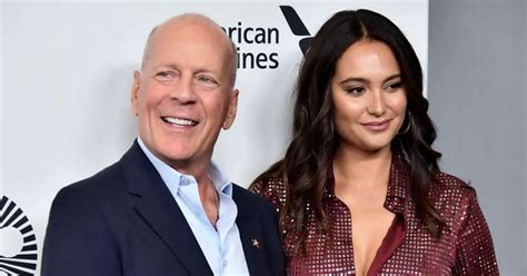 Bruce Willis Wife Begs Stop Yelling At And Filming Star After His