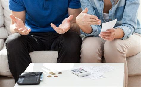 9 Bad Habits That Could Ruin Your Marriage