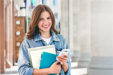 Pomoc W Pisaniu Pracy Magisterskiej Cenne Wskazówki Humanuniversitypl