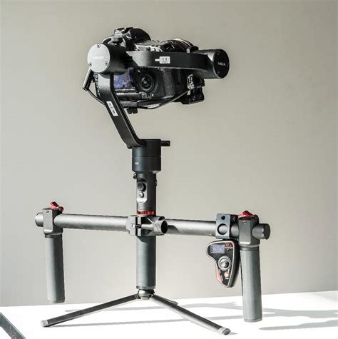 Moza Air review: Featherweight DSLR gimbal makes stabilization easy