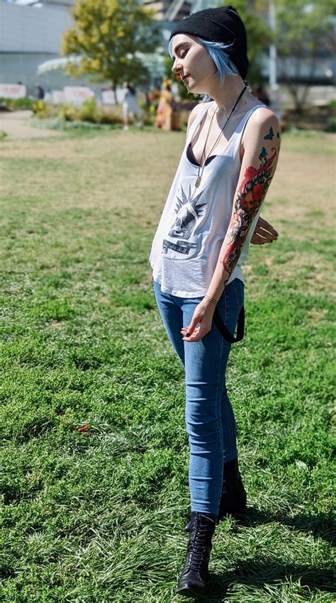 Chloe Price Fanexpo Toronto Side Blog