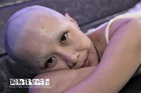 Perfectly Shaved Head And Eyebrows Shaved Head Women Bald Women