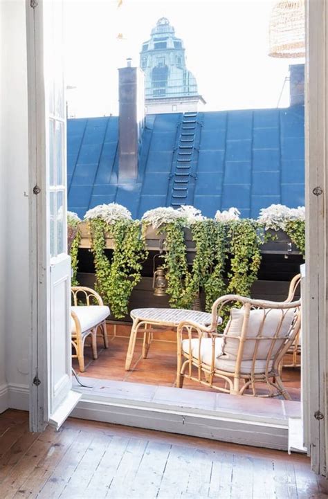 Aménager son balcon filant parisien trucs et astuces