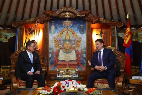 Ерөнхийлөгч У Хүрэлсүх БНАСАУ ын Гадаад хэргийн дэд сайдыг хүлээн авч уулзав Isee Mn