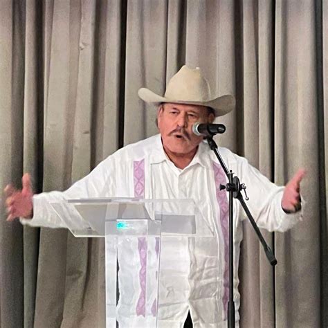 Quién es Armando Guadiana el próximo candidato de Morena a la