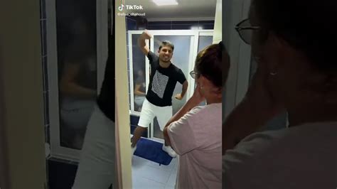 بنات بدناش نحكيها الوضع بدو لا حول ولا قوة Youtube