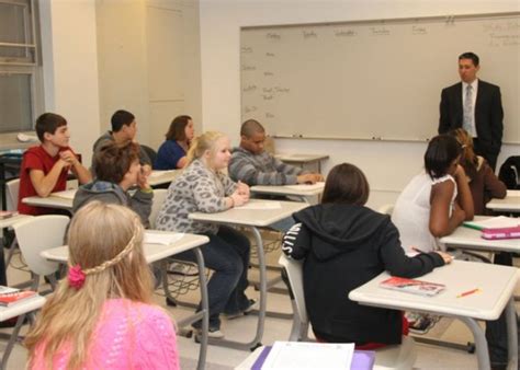 Career Day Held At Struthers Middle School The Hometown Journal