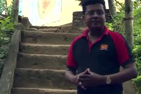 අධ්‍යාපනය ලබන සෑම දුවා දරැවෙක්ම නැරබිය යුතුම වීඩියෝවක් අග හිග කම්