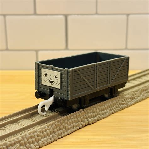 Trackmaster Troublesome Trucks Trackmaster Troublesome Trucks X 3