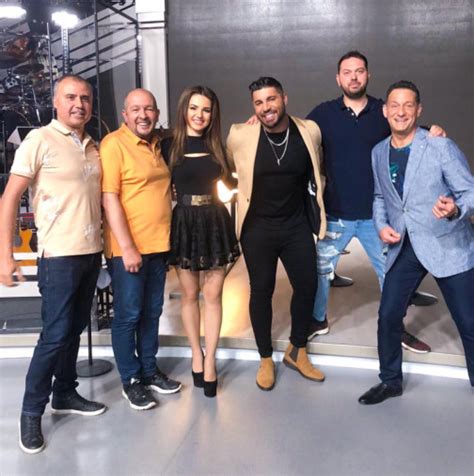 Знакови лица напуснаха Ку ку бенд след дълги години ето как реагира