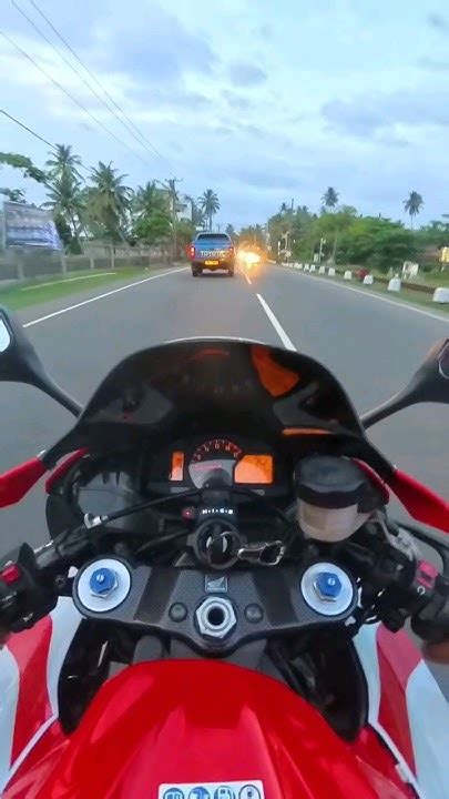 බයික් එකේ නම දන්න අය කමෙන්ට් එකක් දාගෙන යන්න බලන්න 🔥♥️චැනල් එක Subscribe කරන් යන්න ♥️🔥