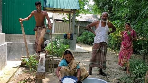 আজ আমাদের চিতই পিঠা বানালো Bangladeshi Village Style Pitha Recipe