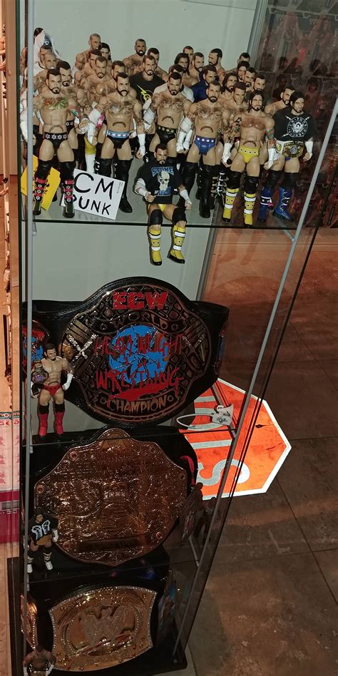WrestleMania Week Signed Figures Day Wrestlingfigs WWE Figure