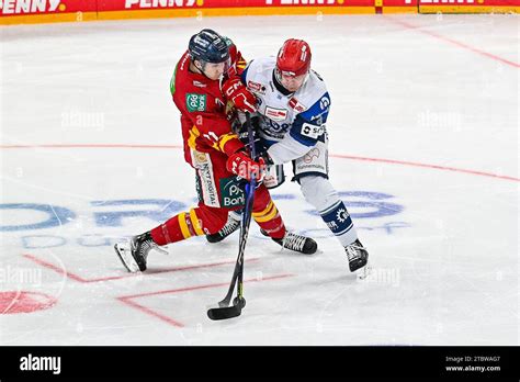 Eishockey Del D Sseldorfer Eg Vs Schwenninger Wild Wings Am Im Psd Bank Dome In