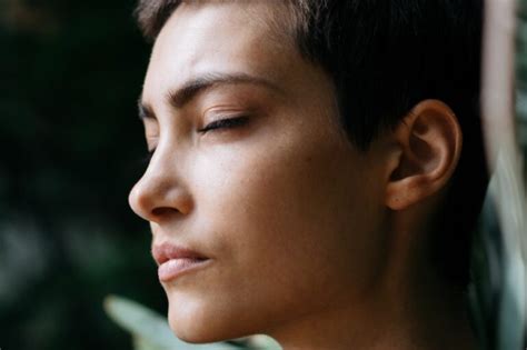 Pen15 How Maya Healed My Teen Weirdo Minka Guides