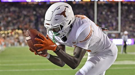 College Football Overunder Predictions Expert Picks Week 1