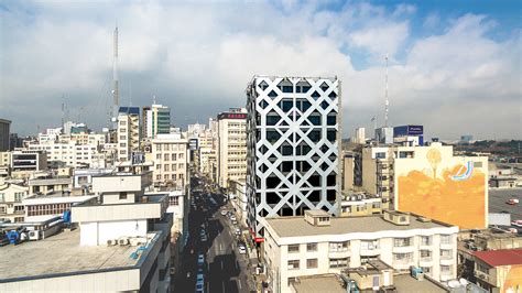 برج الوند اثر گیسو حریری و مژگان حریری دانشنامه هنرمعماری