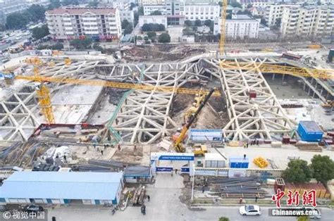 南京一在建工地基坑塌陷非施工不当造成与天气地形有关