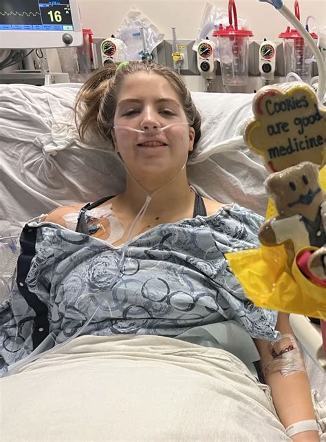 Cheerleader 18 Has Leg Amputated After Freak Clot Cuts Off