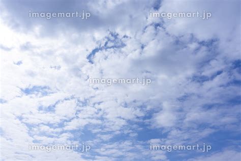 青空と雲の背景素材66 186744963 イメージマート