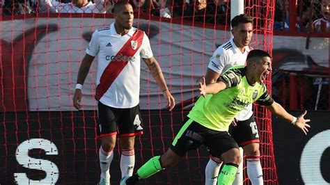 Barracas Central 2 1 River Plate Resultado Resumen Y Goles As Argentina