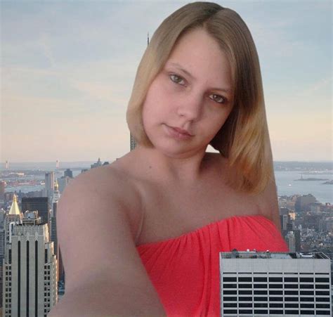 Giantess Janine By Girlenlarger On Deviantart