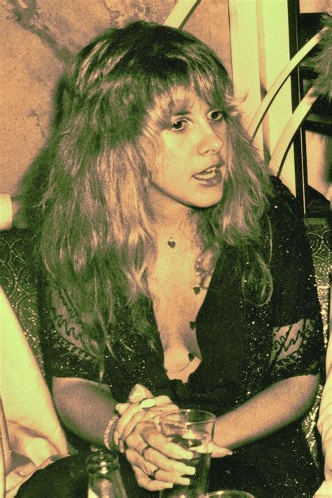 Pin By Grace Kelley On The Edge Of Stevie Nicks Stevie Nicks Stevie