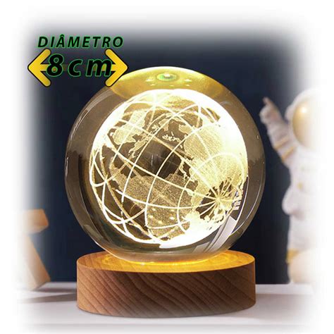 Luminária Cristal de Mesa Planeta Terra Led Base Madeira Elo7