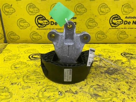 Engine mount Renault Zoé - 112106577R 5AQ601
