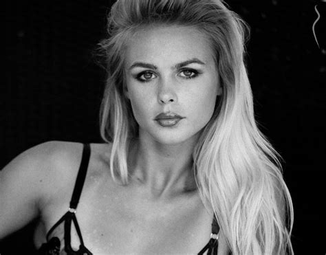 Ruby Kelly A Model From United Kingdom Model Management