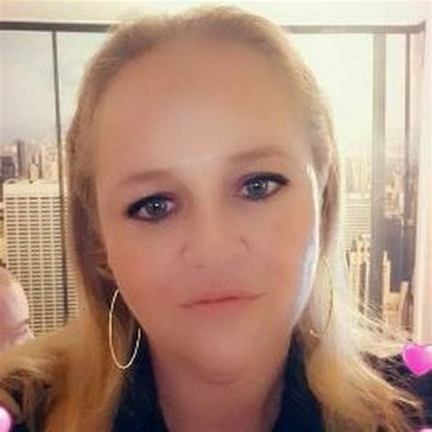 Mandy Van Henten Youtube