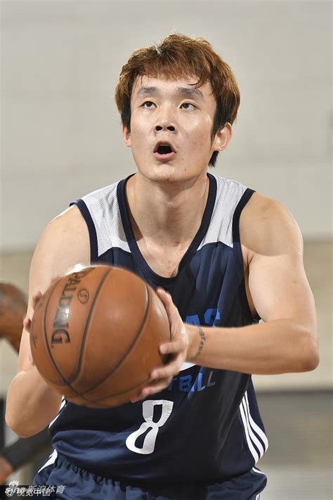 丁彦雨航10分创新高小牛4连胜新浪图片