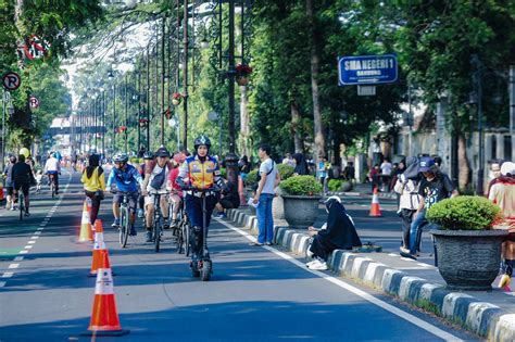 CFD Dago Kembali Dibuka Bambang Harus Nyaman Untuk Semua Orang Metrum
