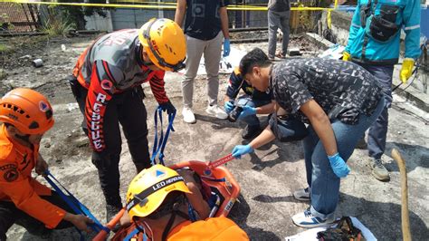 Seorang Lelaki Tersengat Sutm Saat Membersihkan Balkon Di Sl Tobing Kapol Id